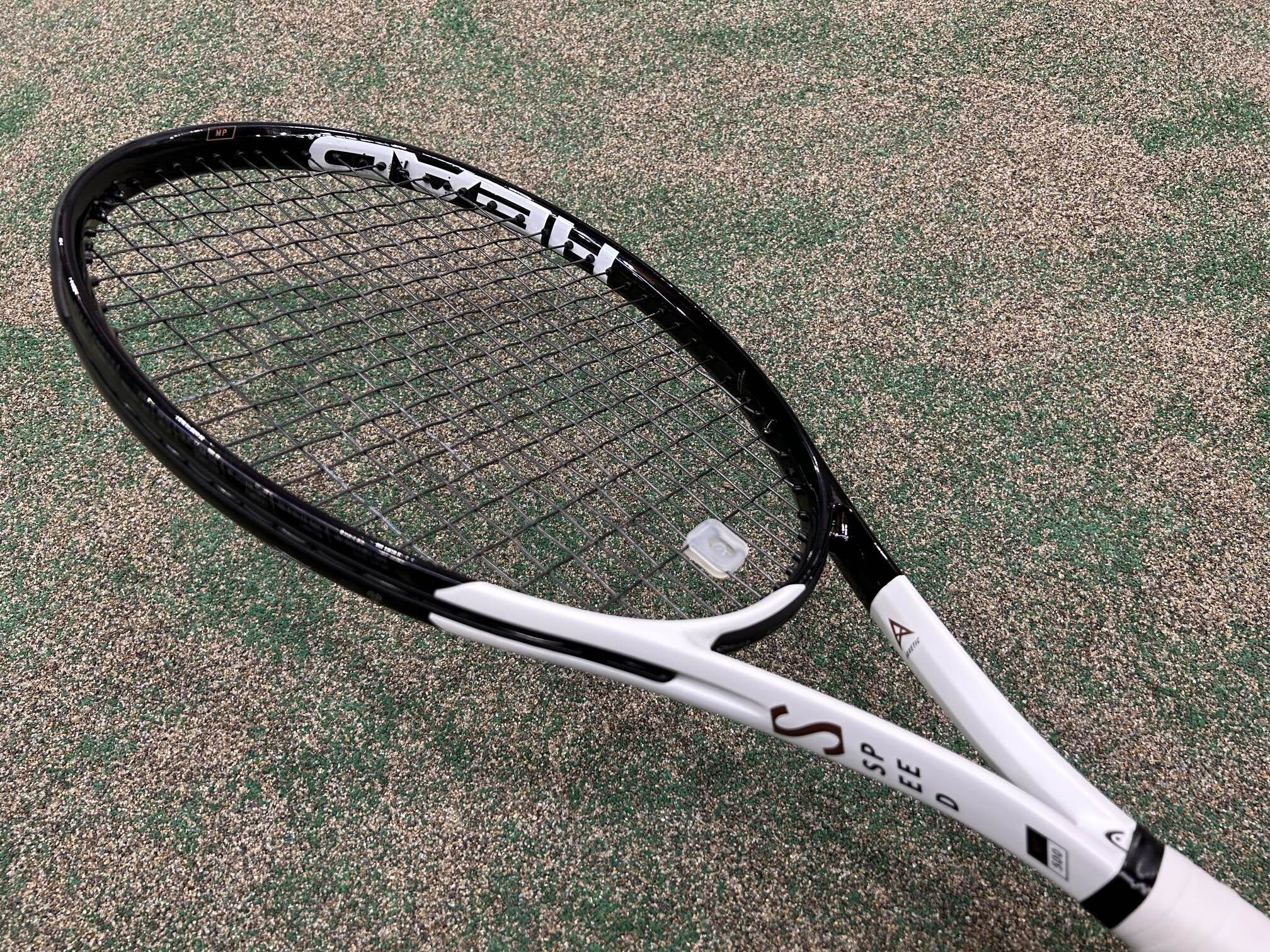【ヘッド スピードMP インプレ】 ガット次第で自分の好きなラケットに！？ ジョコビッチも使用しているオールラウンドモデル – HEAD SPEED MP 2022 –｜Tennis LAB.